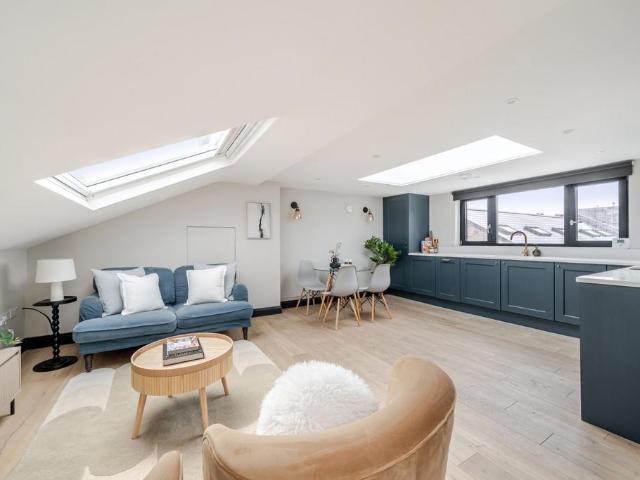 1 bedroom flat for sale