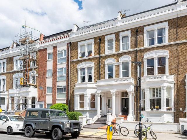 1 bedroom flat for sale