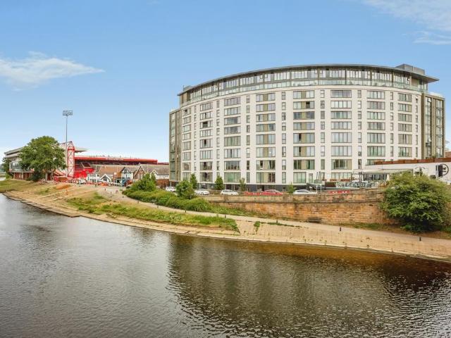 1 bedroom flat for sale