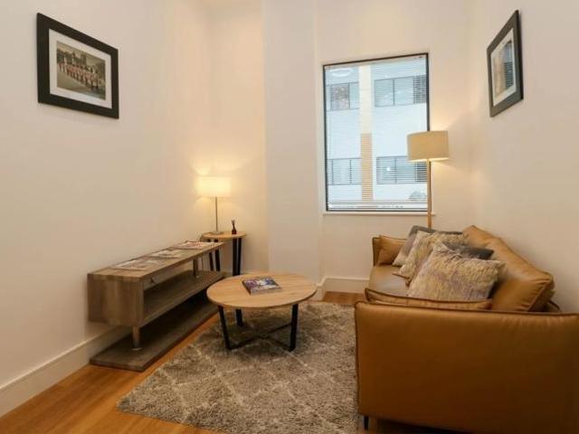1 bedroom flat for sale