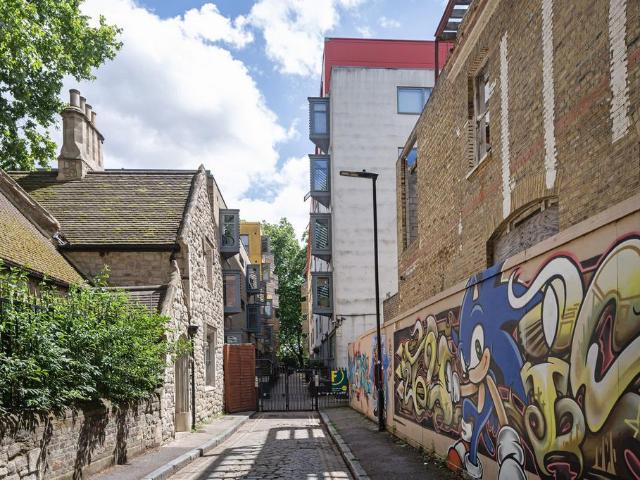1 bedroom flat for sale