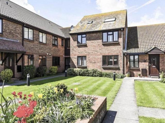 1 bedroom flat for sale