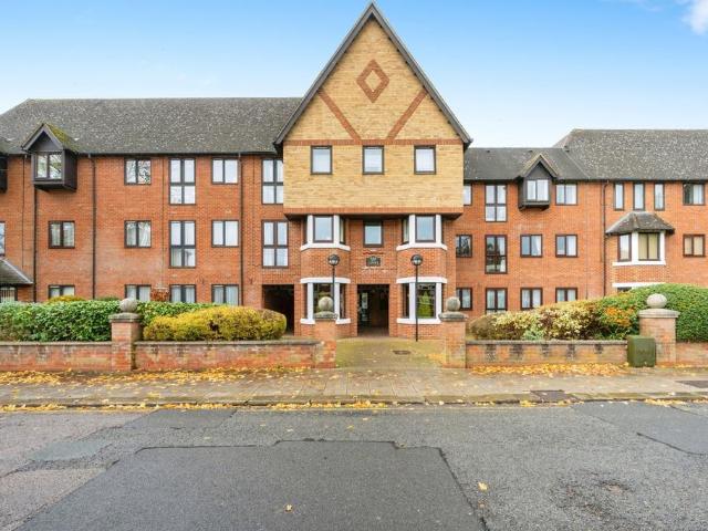 1 bedroom flat for sale