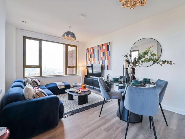 1 bedroom flat for sale