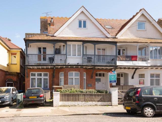 1 bedroom flat for sale