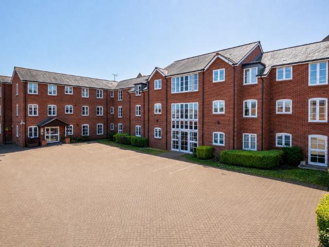 1 bedroom flat for sale