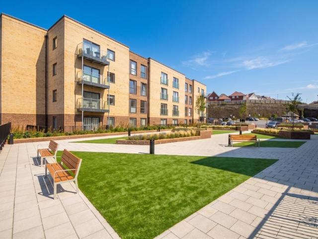 1 bedroom flat for sale
