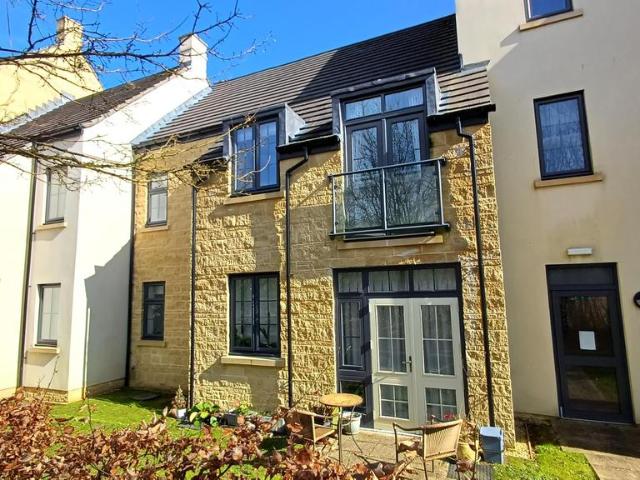 1 bedroom flat for sale