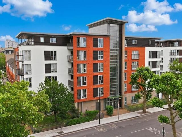 1 bedroom flat for sale