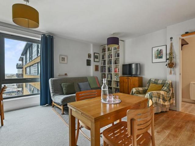 1 bedroom flat for sale