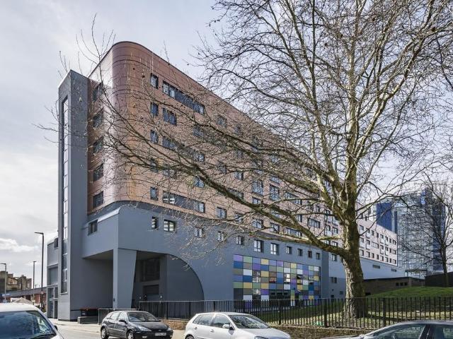 1 bedroom flat for sale
