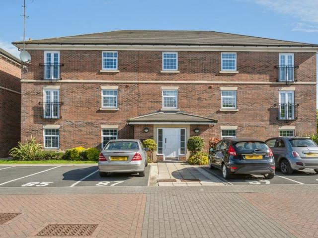 1 bedroom flat for sale