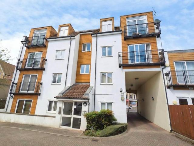 1 bedroom flat for sale