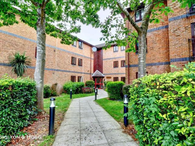1 bedroom flat for sale
