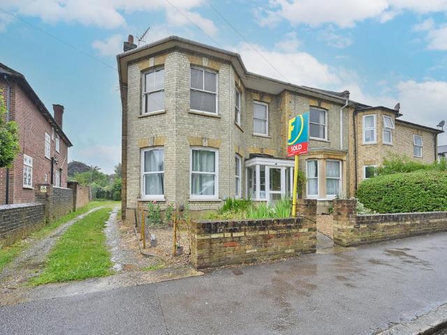 1 bedroom flat for sale