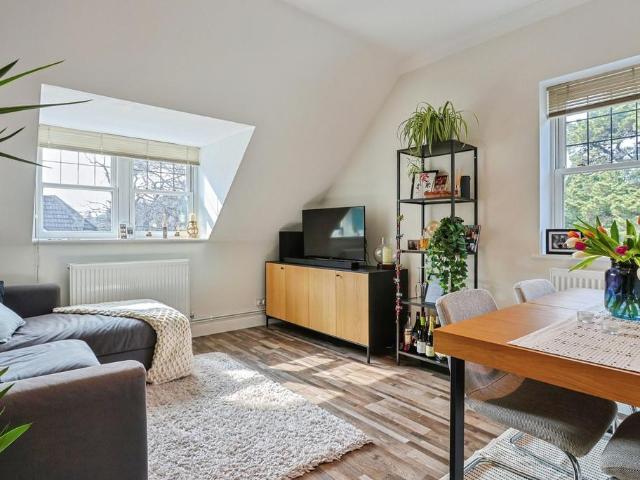 1 bedroom flat for sale