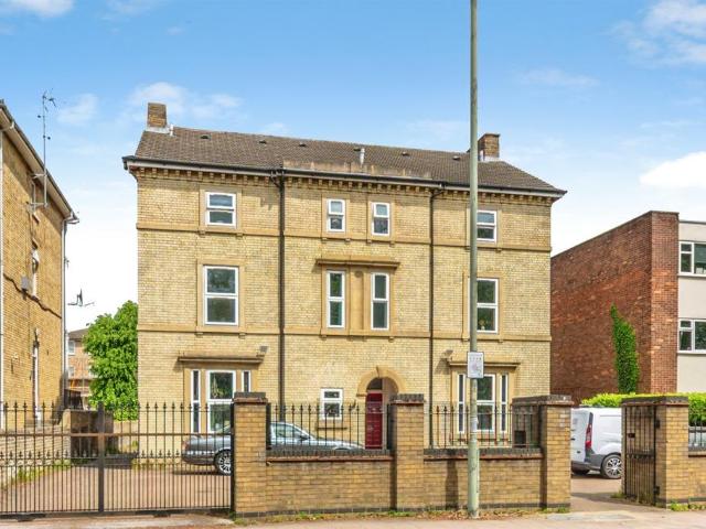 1 bedroom flat for sale