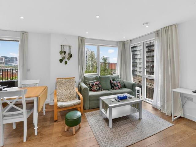 1 bedroom flat for sale