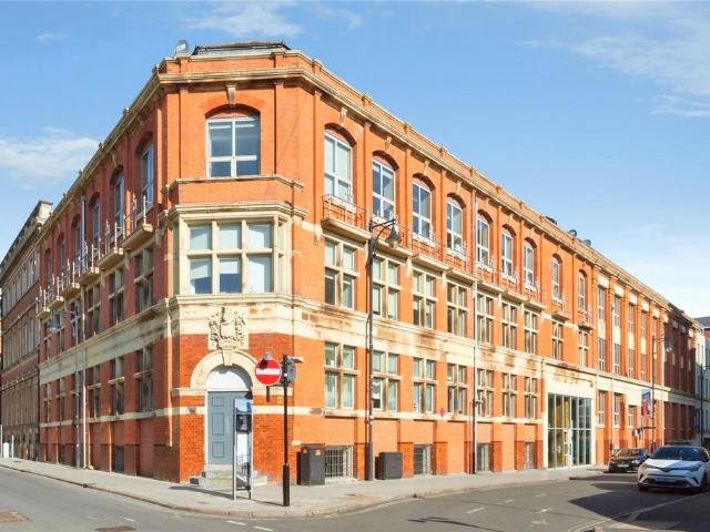 1 bedroom flat for sale