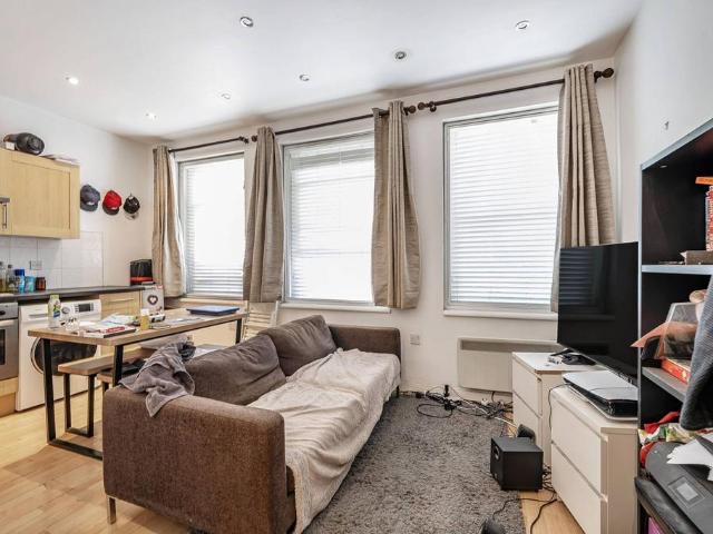 1 bedroom flat for sale