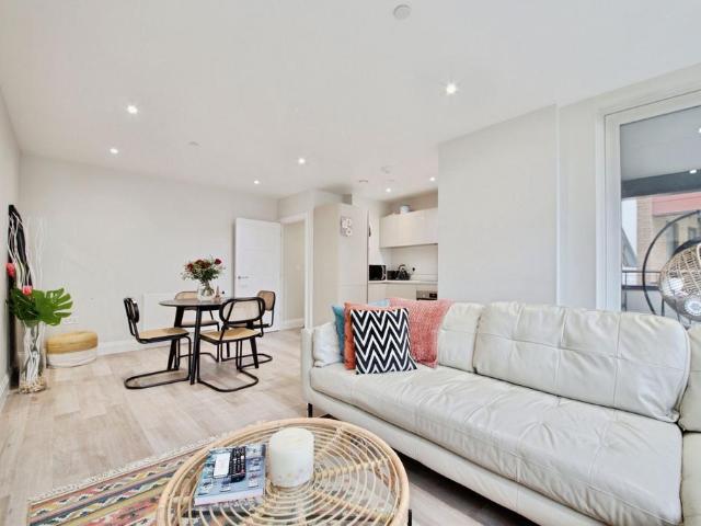 1 bedroom flat for sale
