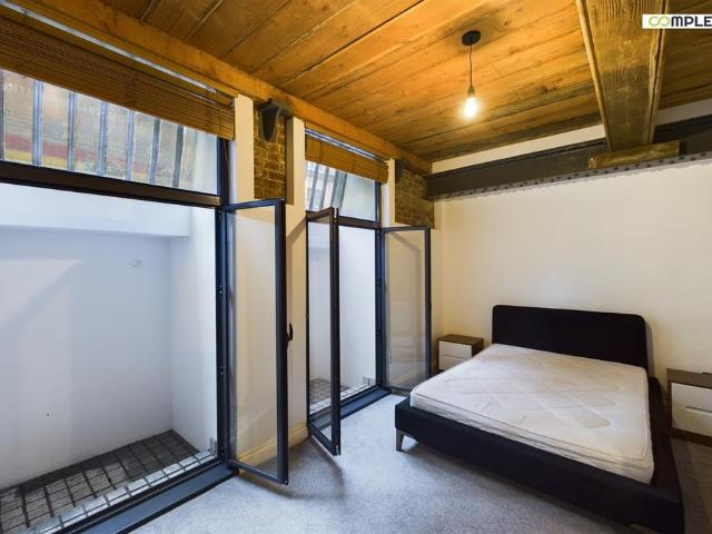 1 bedroom flat for sale