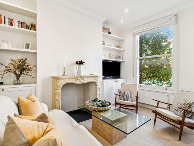 1 bedroom flat for sale