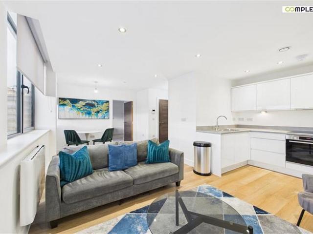 1 bedroom flat for sale