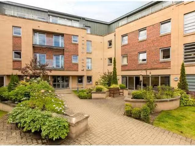1 bedroom flat for sale, 22 Lyle Court, 25 Barnton Grove, Barn.