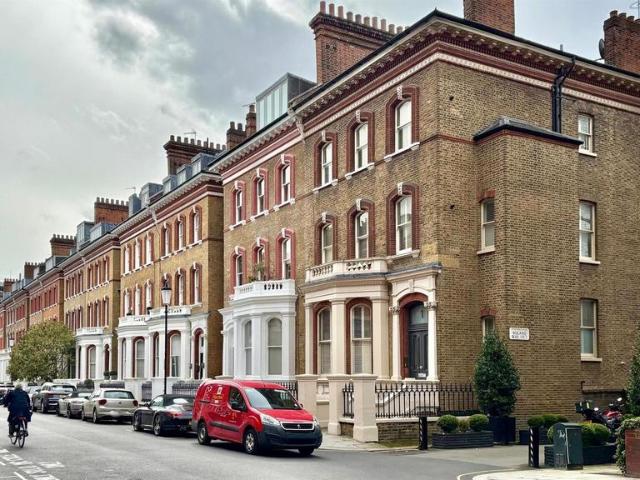 1 bedroom flat for sale