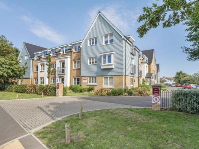 1 bedroom flat for sale