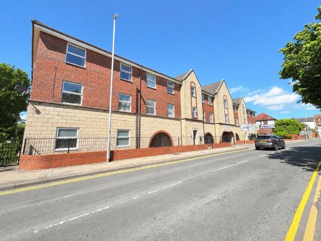 1 bedroom flat for sale
