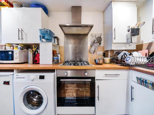 1 bedroom flat for sale