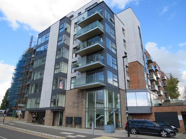1 bedroom flat for sale