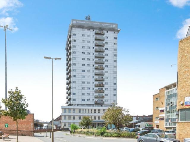 1 bedroom flat for sale
