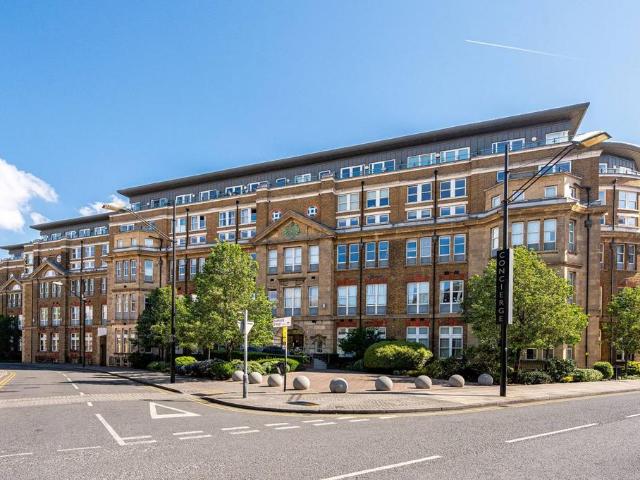 1 bedroom flat for sale