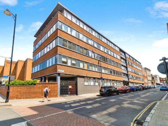 1 bedroom flat for sale