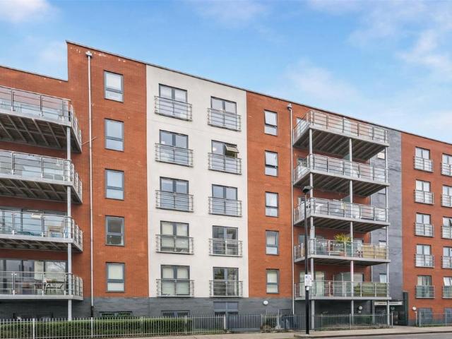 1 bedroom flat for sale