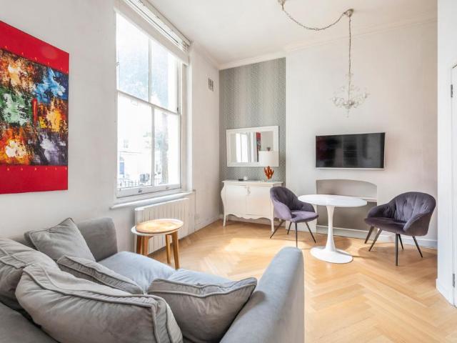 1 bedroom flat for sale