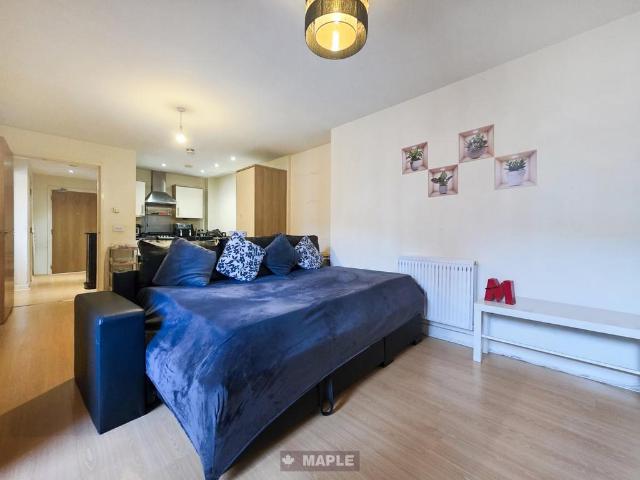 1 bedroom flat for sale