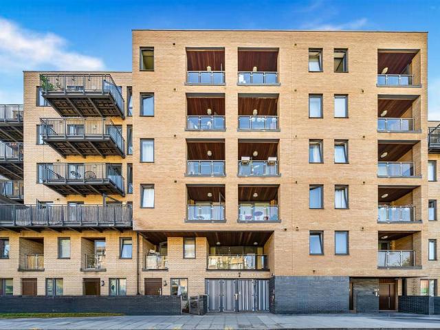 1 bedroom flat for sale
