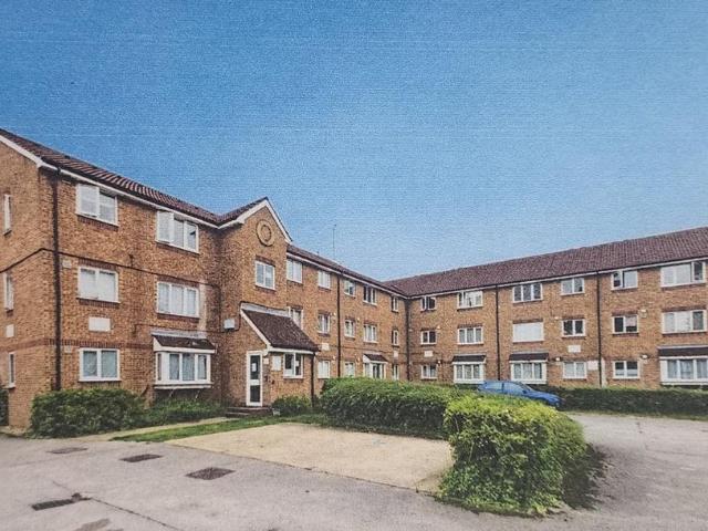 1 bedroom flat for sale