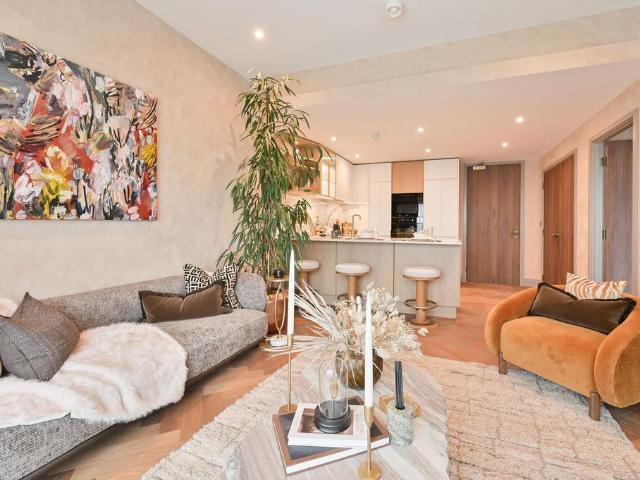 1 bedroom flat for sale