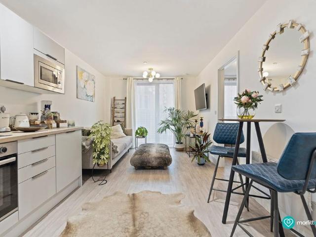 1 bedroom flat for sale