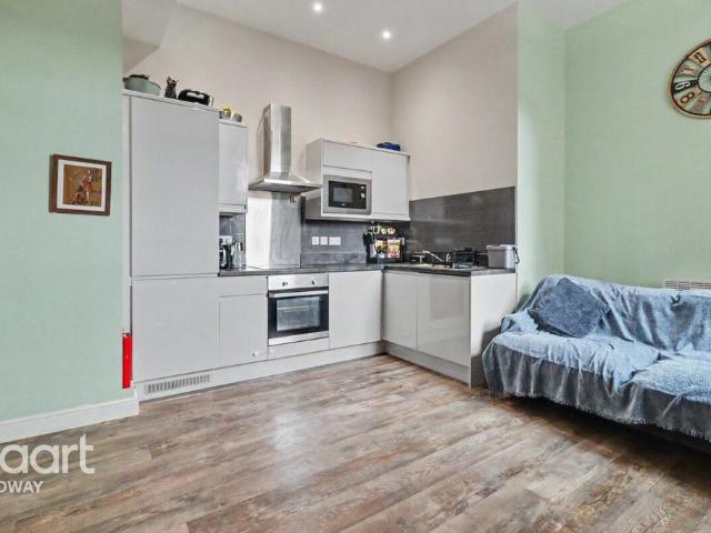 1 bedroom flat for sale