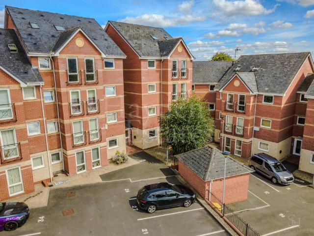 1 bedroom flat for sale