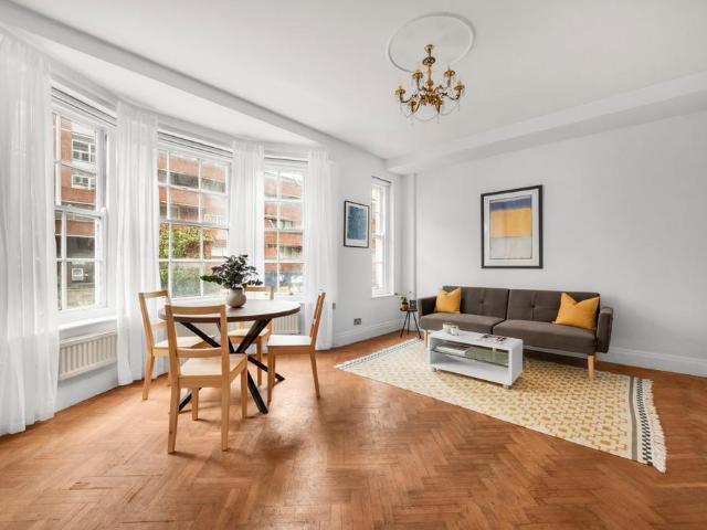 1 bedroom flat for sale