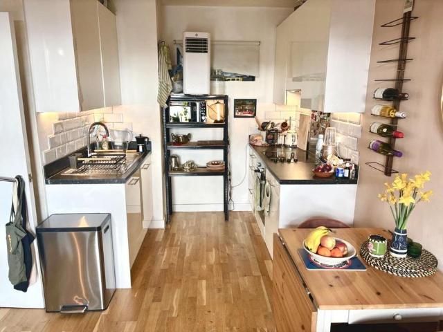 1 bedroom flat for sale