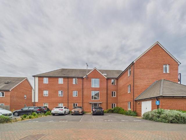 1 bedroom flat for sale