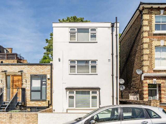 1 bedroom flat for sale